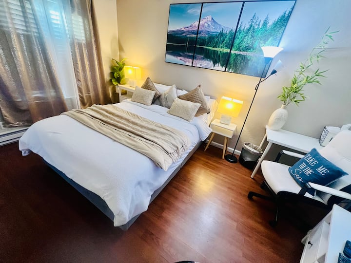 Paradise Suite Near Levi’s -Nvidia Shared Bath - Santa Clara, CA