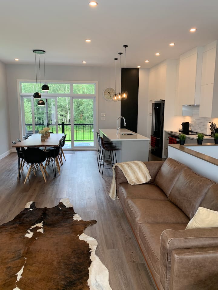 Bromont Cottage Ski/bike/golf - Granby