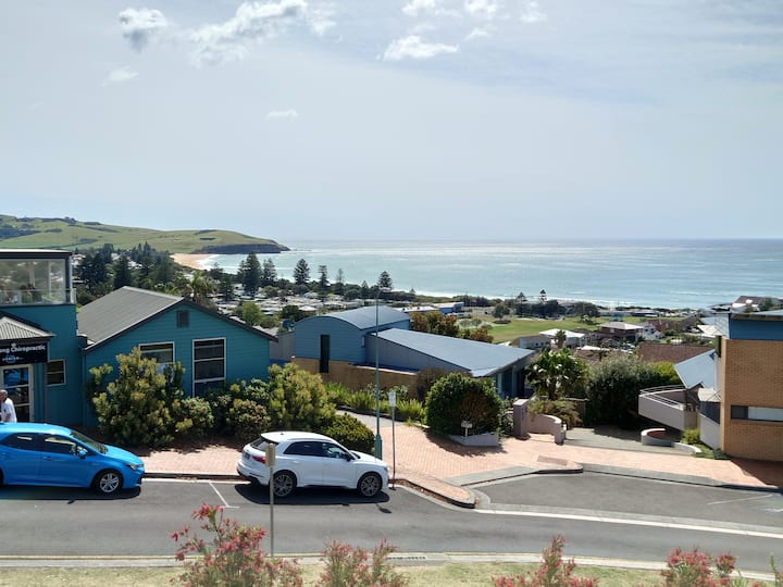 Walk To Beach In 3 Minutes - Gerringong