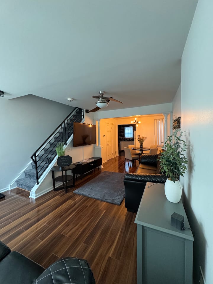 Modern Upscale Retreat - Philadelphia
