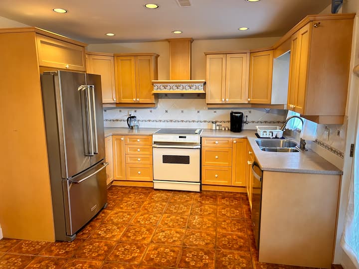 Serene Garden Suite - Delta