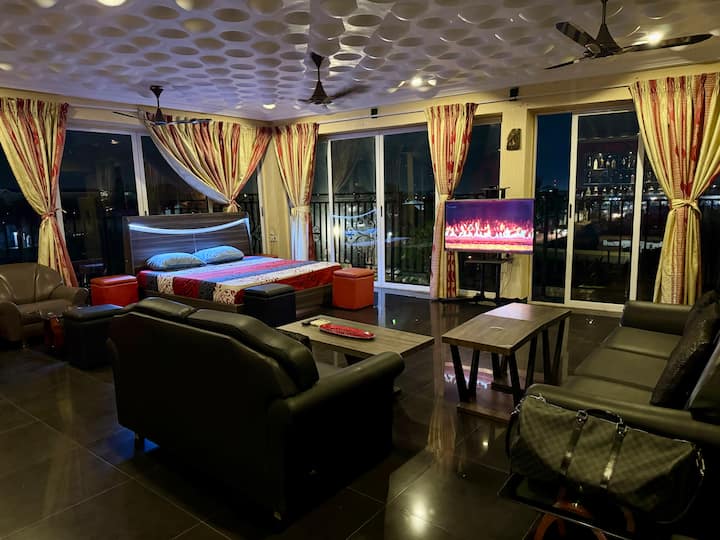 Luxurious & Cozy Penthouse Apartment Near Spintex - Ghana