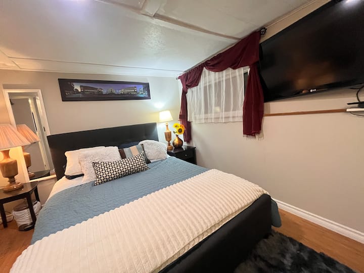 2 Bdrm | Hot Tub | Central | Clean | Quiet - 納奈莫