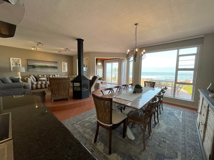 Pebble View Seaside Condo - Namibia