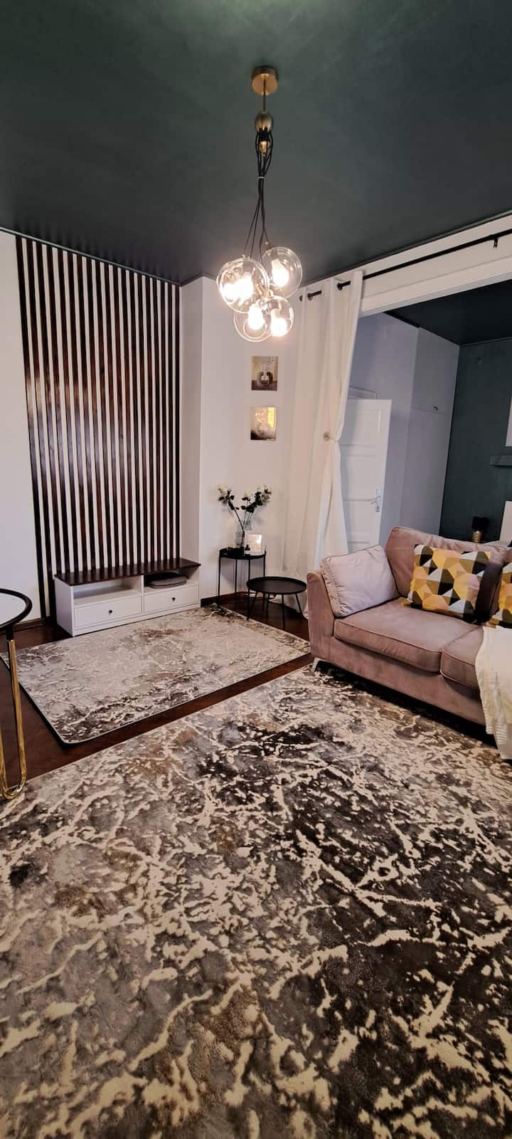 Centerside Condo - Bucharest