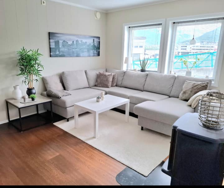 Koselig Leilighet I Nordbyen Nærhet Til Alt - Tromsø