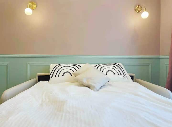 New Cosy Eiffel Tower Studio 10min Walking - Paris