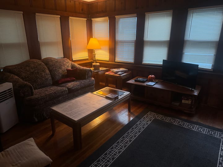 2nd Guest Room In Charming Home - Jefferson City, MO