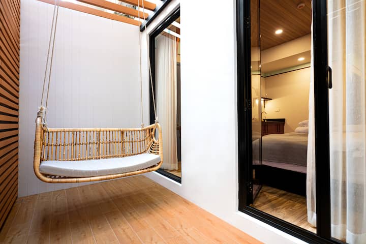 Comfortable Escape With Private Patio - Bangkok