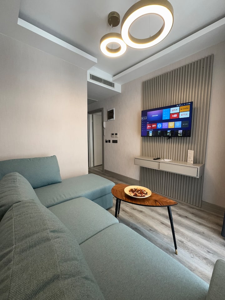 1br Bedroom 1br Living Room With Balcony. Central - İstanbul
