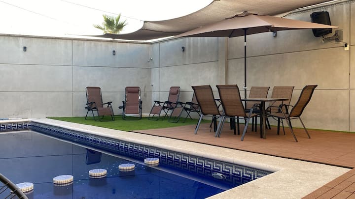 Casa En Teques Rooftop Con Vista Y Piscina Para 15 - Tequesquitengo