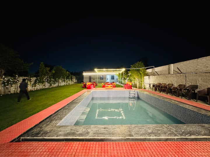 Farm House With Pool - Manesar