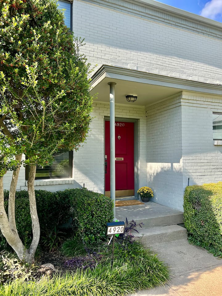 2 Bed*2bath*pool*no Pets*flex Check In/out - Dallas, TX