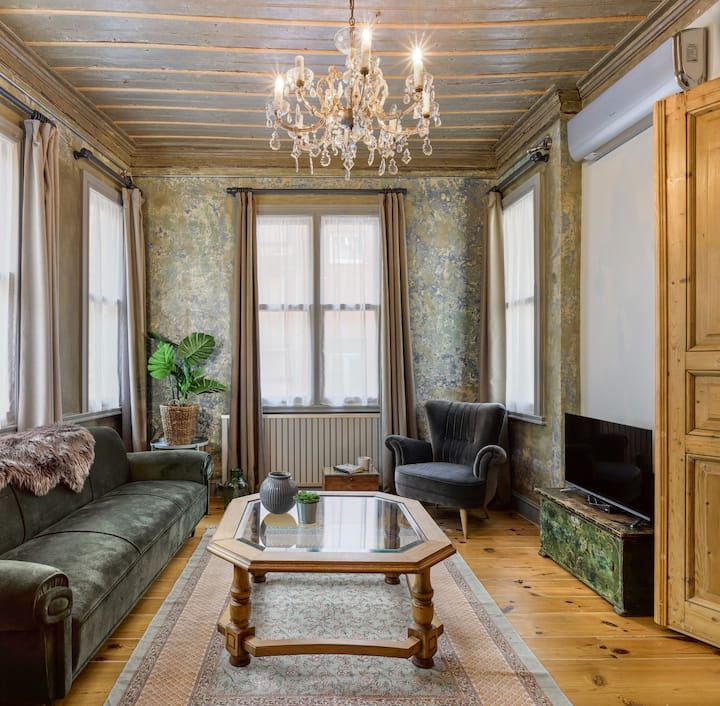 Historical Corner House-stay In Most Famous Street - Fatih