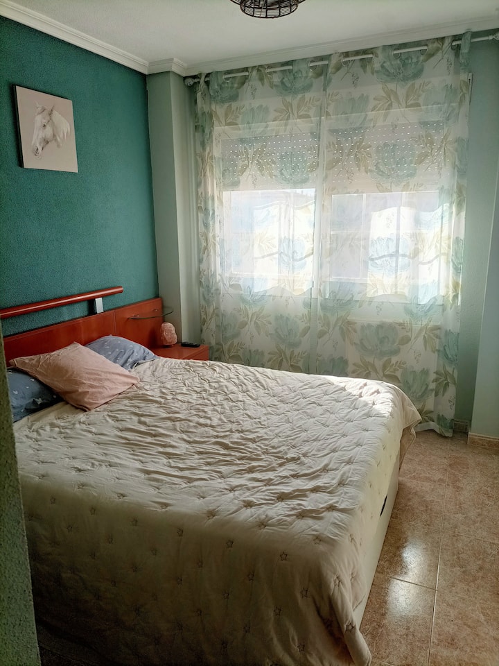 Habitación Traslado A Aeropuerto - Meco