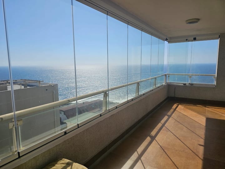 ¡Espacioso! Localización Privilegiada En Reñaca - Concón