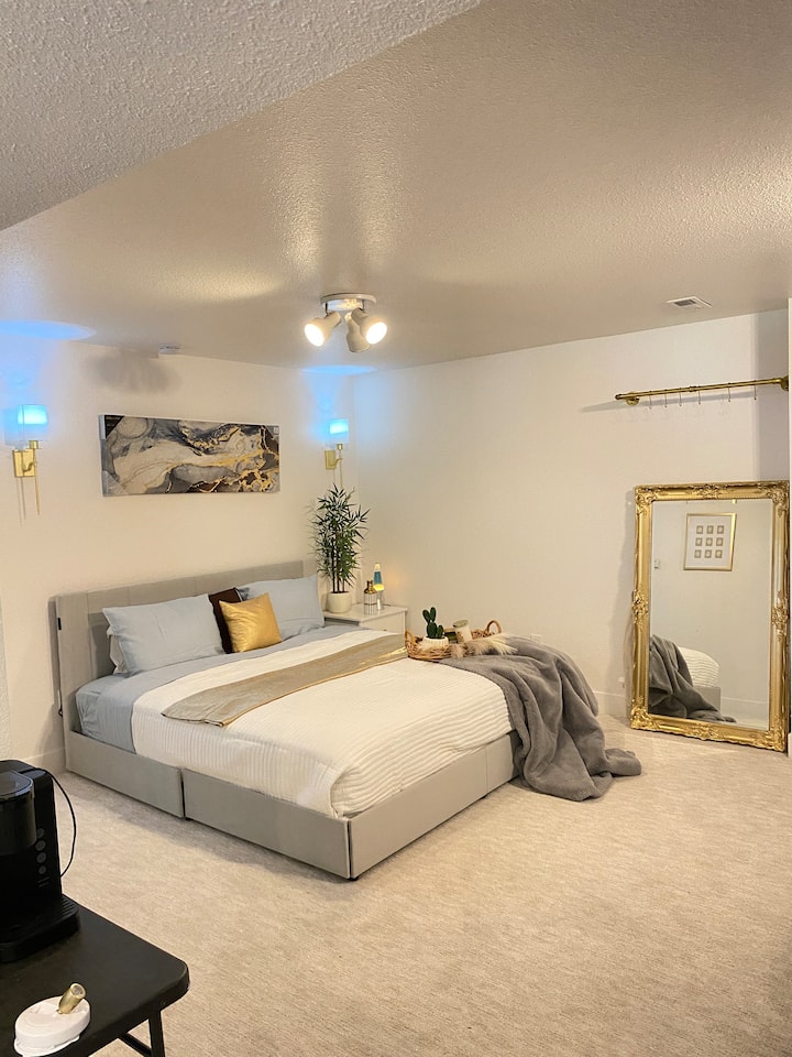 Studio Apartment On The Hill - Elko, NV