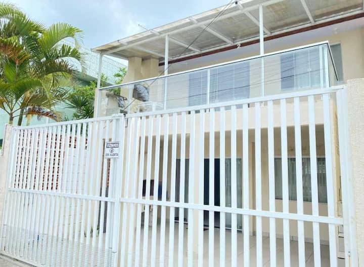 Casa Guaratuba / Eliane - Guaratuba