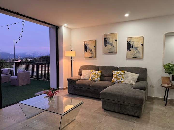 Loft Moderno, Amplio Balcón Con Vista La Ciudad - San Salvador