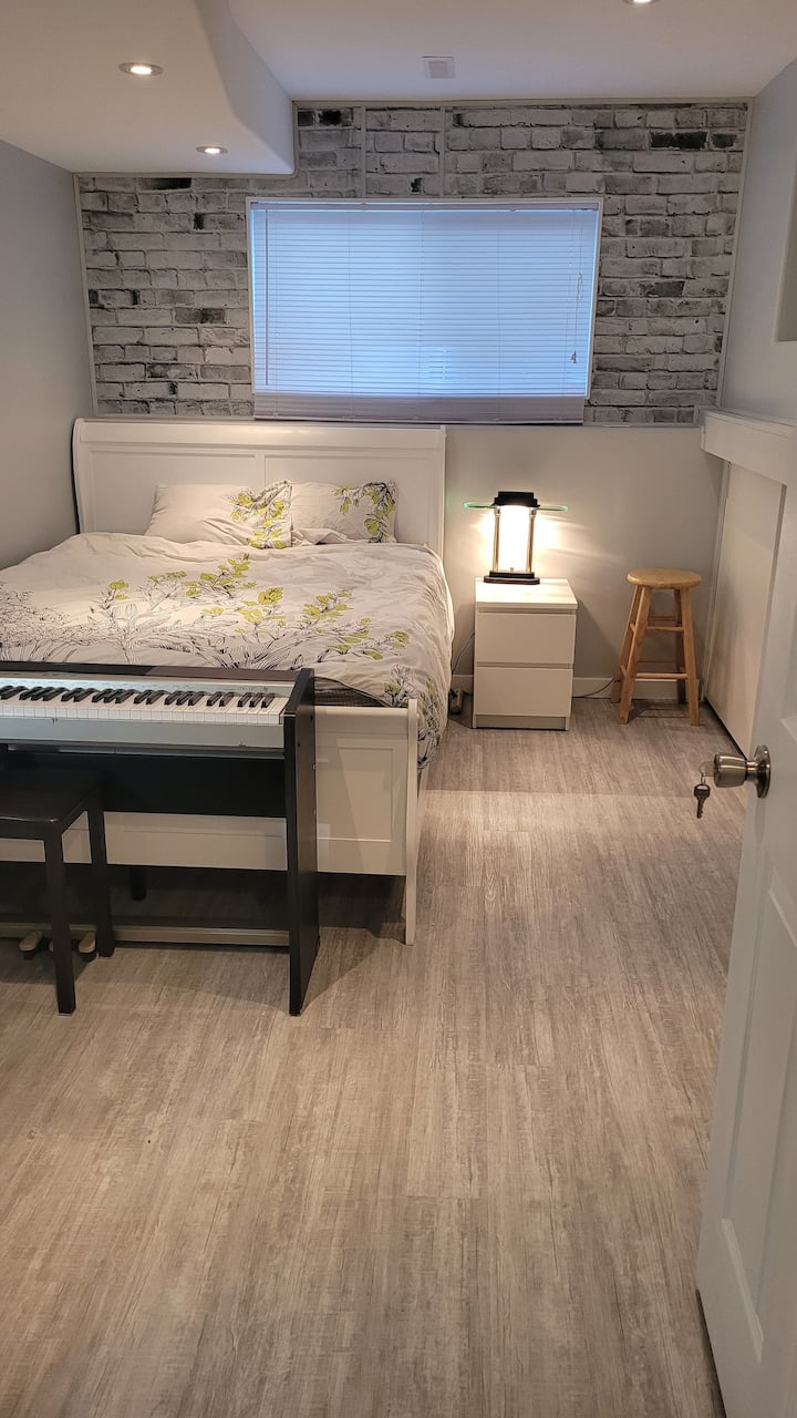 Neat 2-bedroom Lower Level Suite - Red Deer