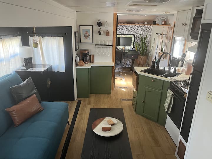 The Perfect Camper - Carlsbad, CA