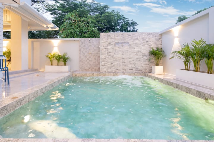 7br Modern Patong Villa Walk To Beach Nightlife - Patong Beach