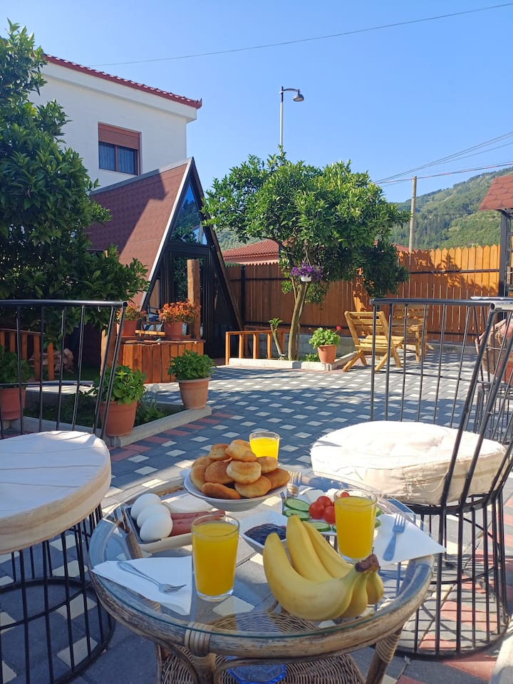 Guest House Adilaj - Distretto di Berat