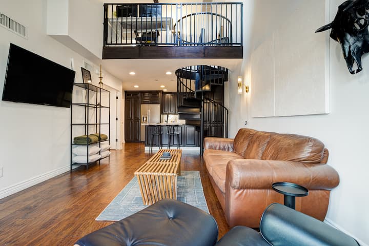 Welcome To Desert House - Scottsdale, AZ