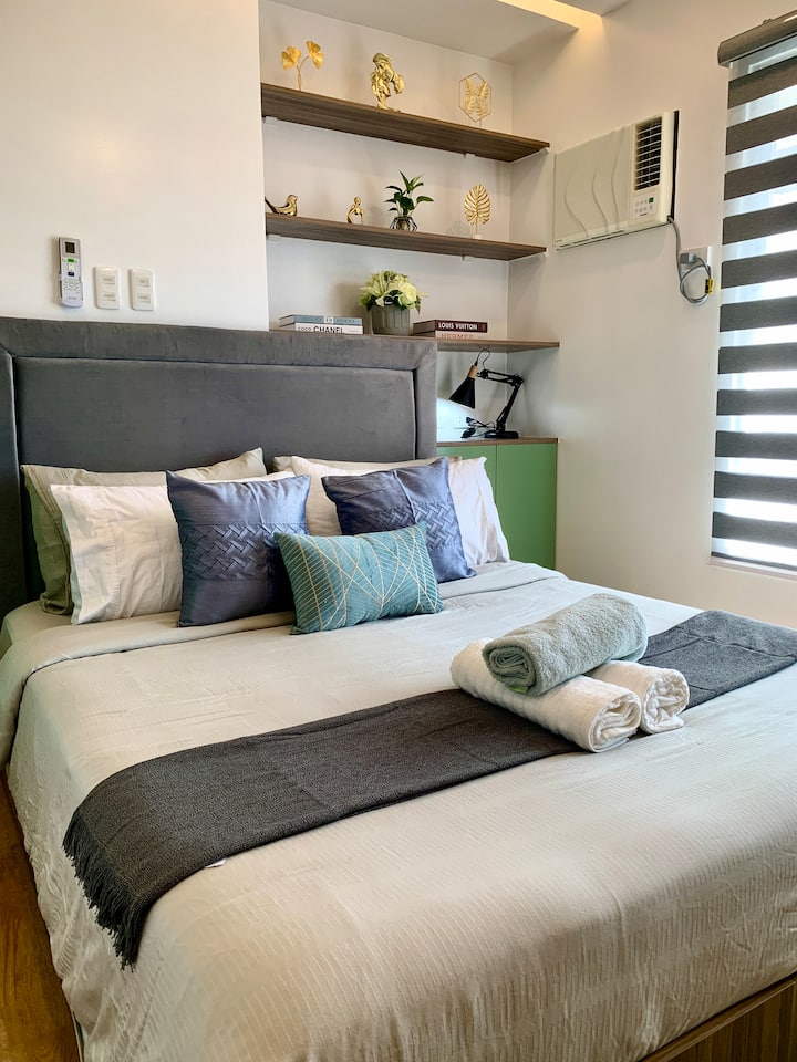 Cozy Downtown Davao Studio | Fast Wifi + Netflix - Davao City