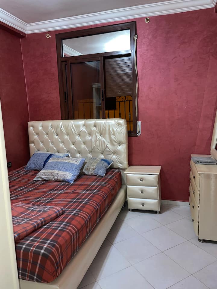 Chambre Calme Dans Un Appart Cosy Et Bien Situé - Tanger