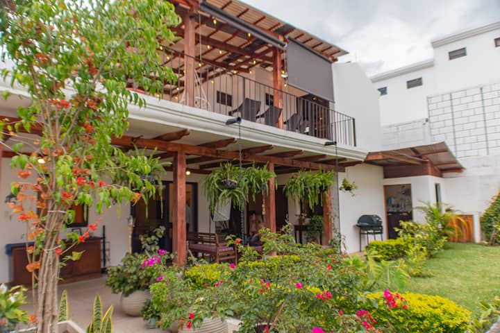 *Hermosa Casa* Al Lado De Antigua Guatemala - Ciudad Vieja