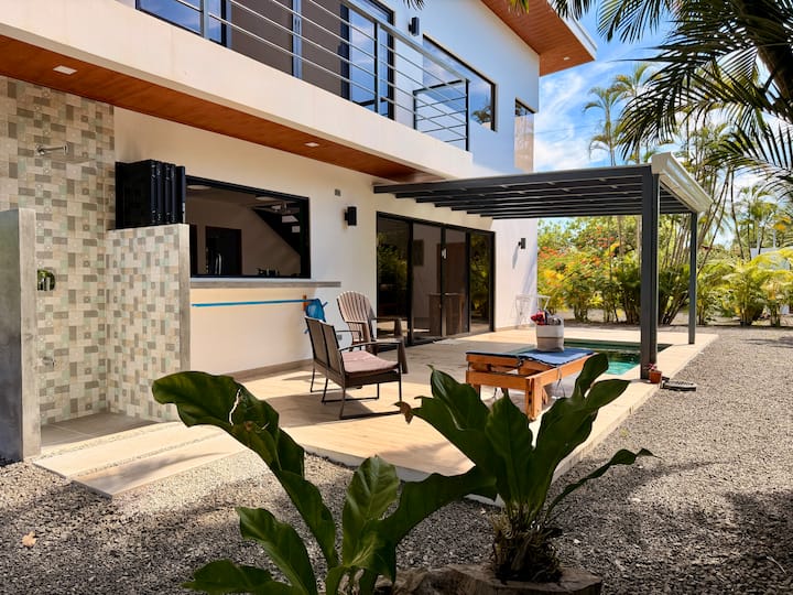 Spacious 2br W/private Pool - Macaws & Turtles - Bejuco District