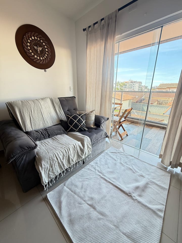 Apto C/ Varanda Gourmet E 2 Vagas Centro De Uba. - Ubatuba