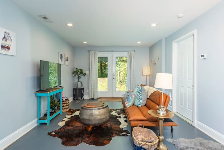 Enchanting Forest Guest Suite - Sierra Nevada