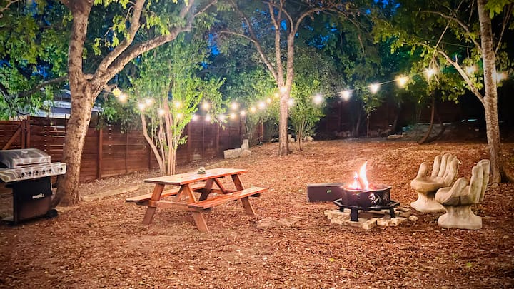 Bright Dog Friendly+hi Speed Wifi+fire Pit S'mores - Austin
