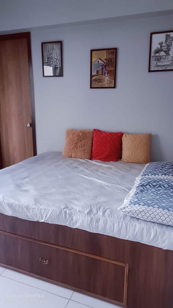 Double Bedroom W/ Bathroom - Ahmedabad