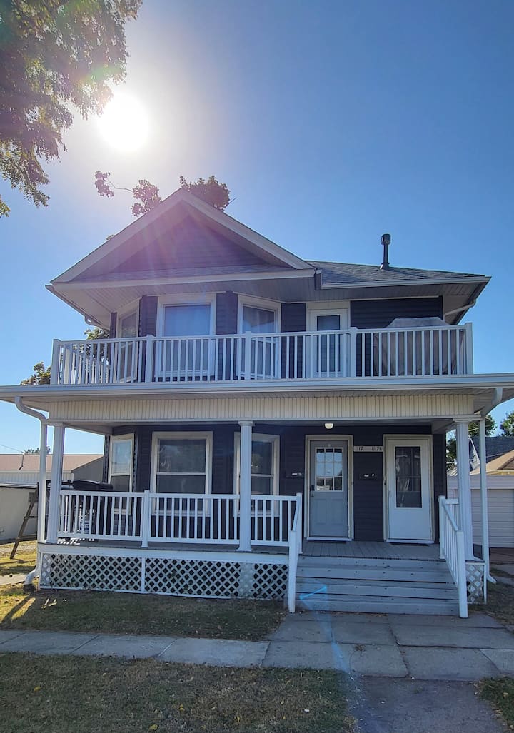 Newly Renovated 2br Apt In Marion - Cedar Rapids, IA