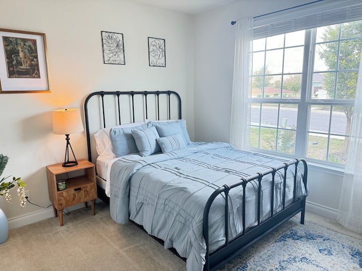 Natural Light + A Restful Night - Helotes, TX