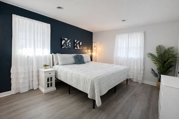 Centrally Located | Spacious | Newly Renovated - Durham, NC