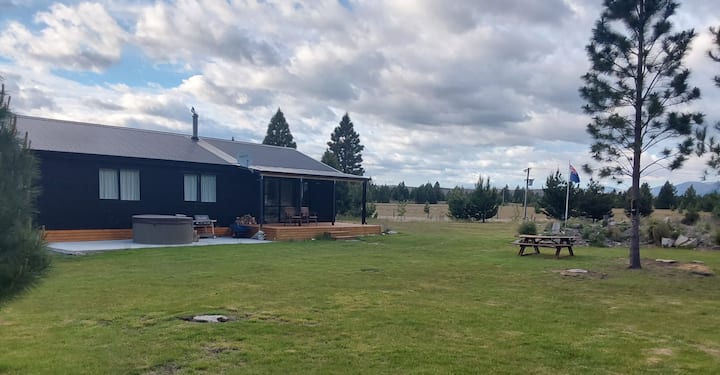 Twizel Magic, Day Or Night
3 Bdrm
Stars Fm The Spa - Lake Ōhau
