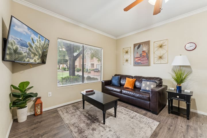 No Service Fees! | Pool + Gym + Workspace - Avondale, AZ
