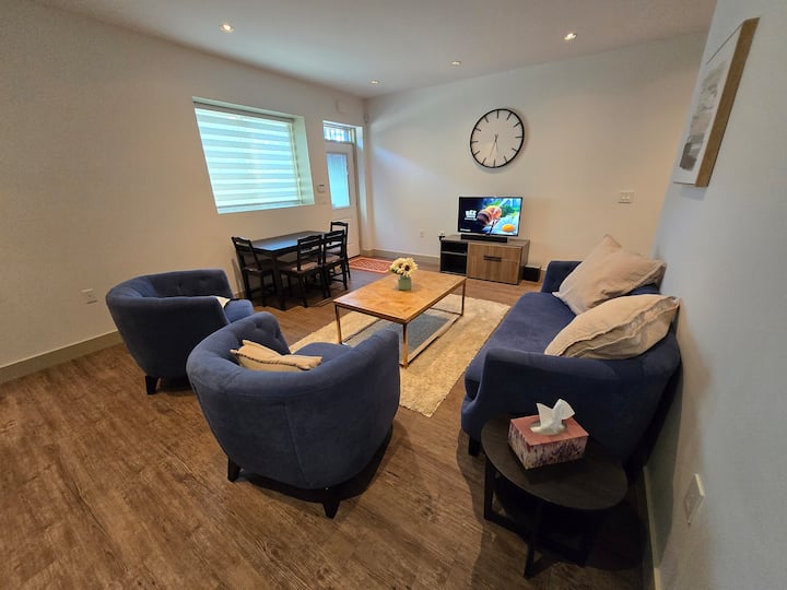 Centrally Located 2 Bedroom Entire Suite - Burnaby