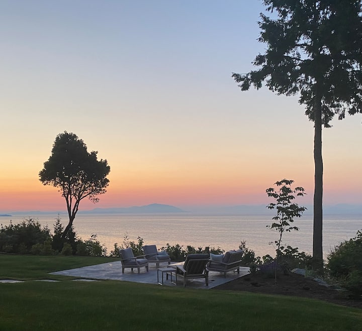 1 Bdr Ocean Front Self-contained Suite - Nanaimo