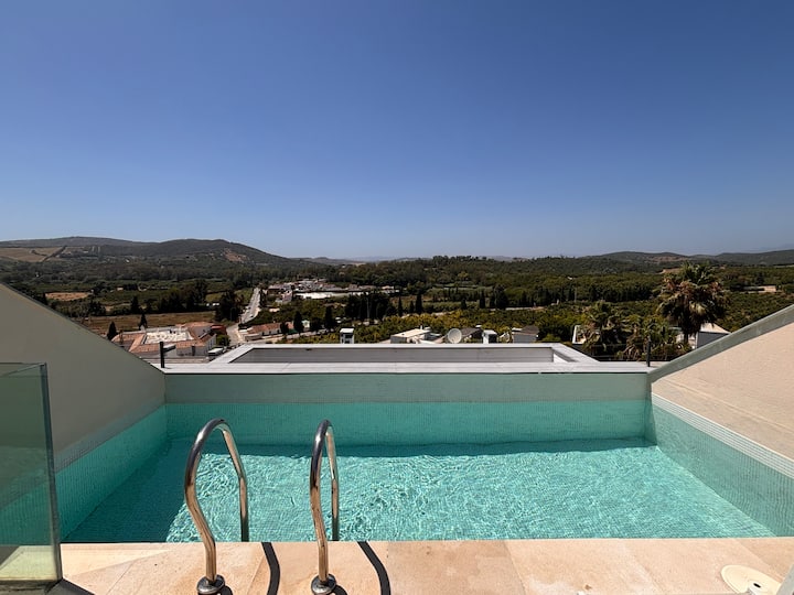 Sotogrande Polo Retreat With Rooftop Salt Pool - Sotogrande