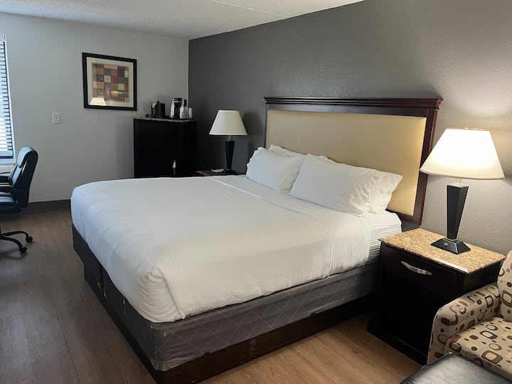 Perfect Getaway - Schaumburg, IL