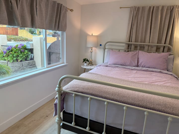 Stylish Coastal Retreat Room Mty, Carmel, P. Beach - Monterey, CA