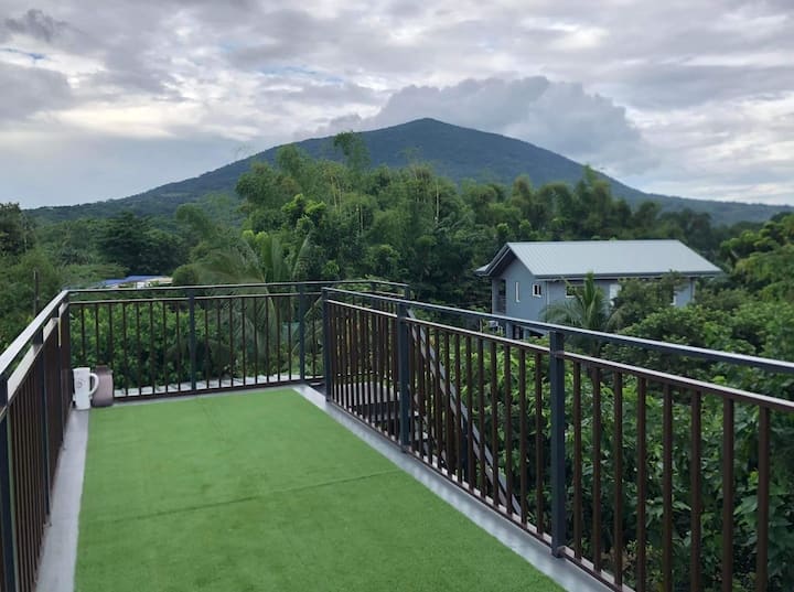 Family Resort Near Mt. Arayat - Arayat
