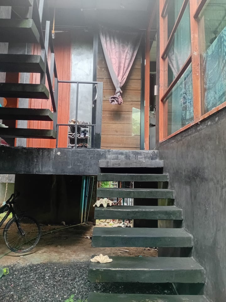 F R E E D O M S P I R I T - Ko Phangan