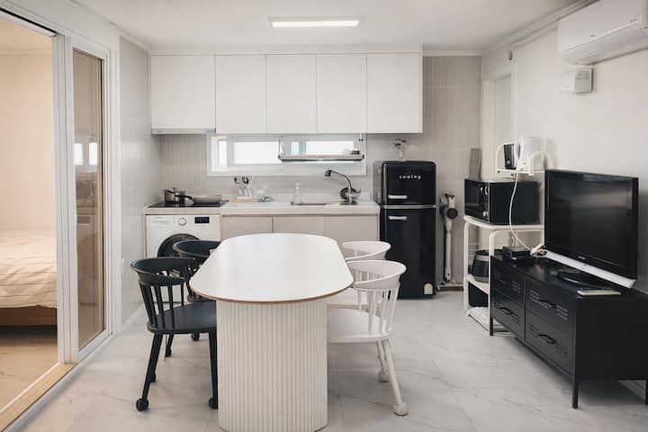 Cozy 3br/4beds Home/5min-metro/near Grand Park - Seoul