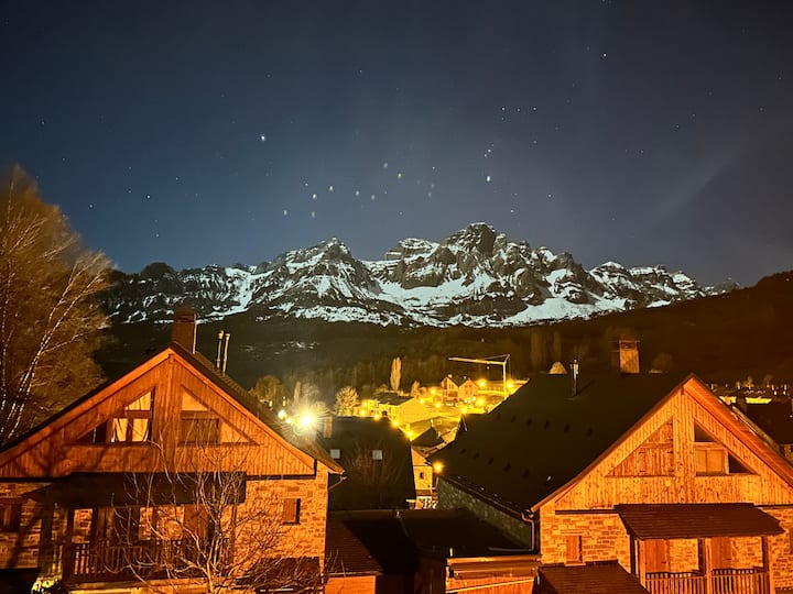Estupenda Casa En Valle De Tena - Panticosa